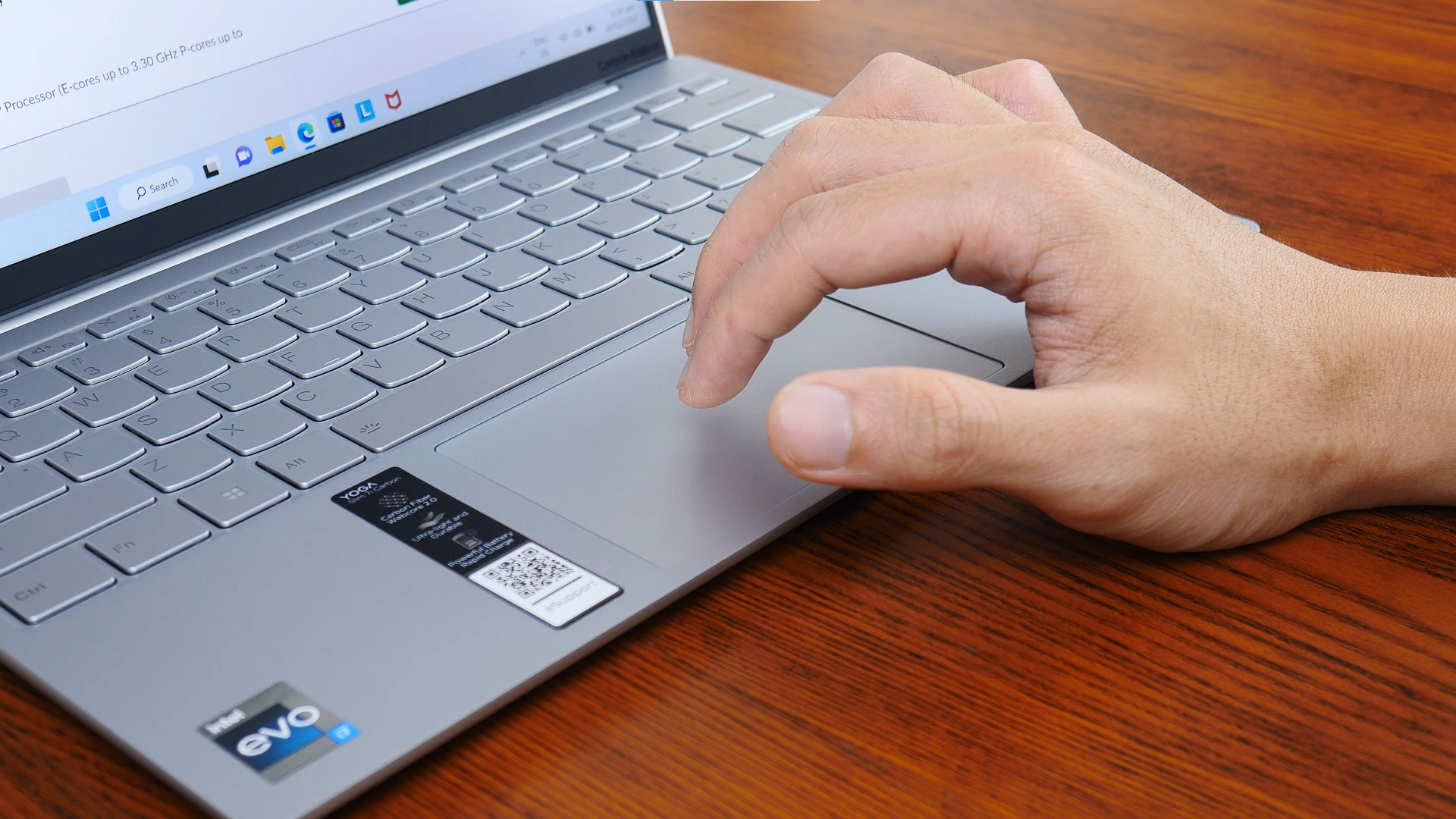 Review: Lenovo Yoga Slim 7i Carbon 13IAP7 Ultra Portable Laptop Review: Lenovo Yoga Slim 7i Carbon 13IAP7 Ultra Portable Laptop